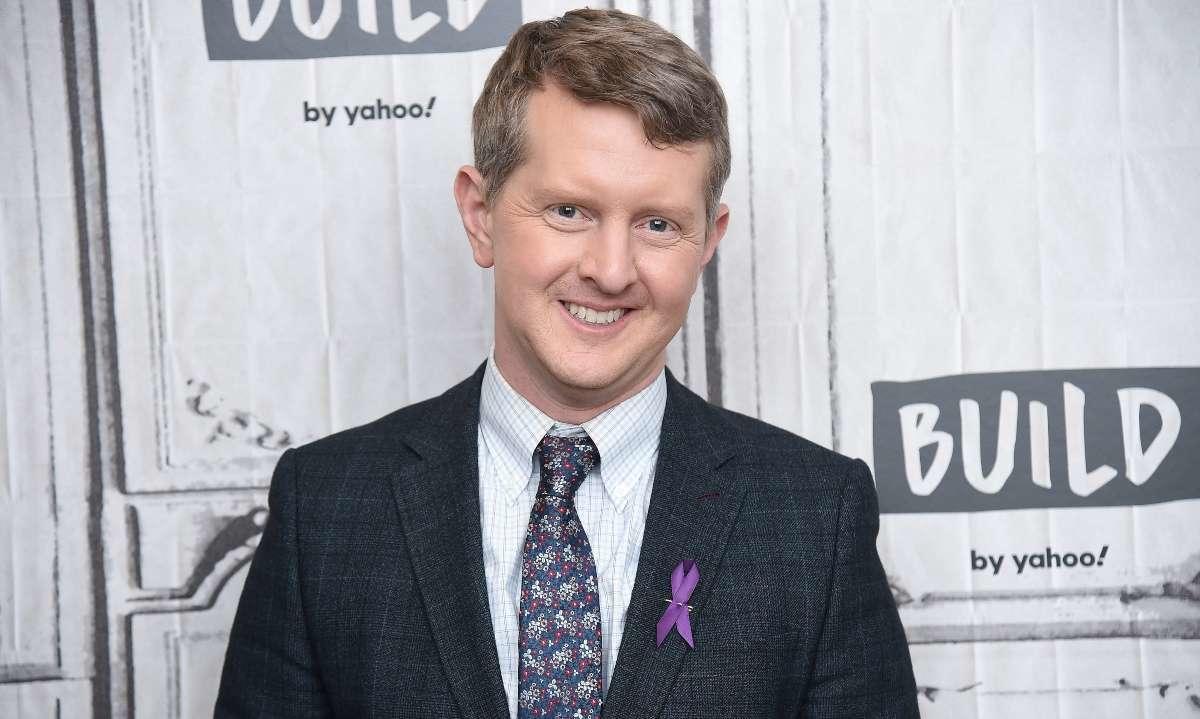 Ken Jennings Reveals He's Leaving Hosting Job - PopCulture.com