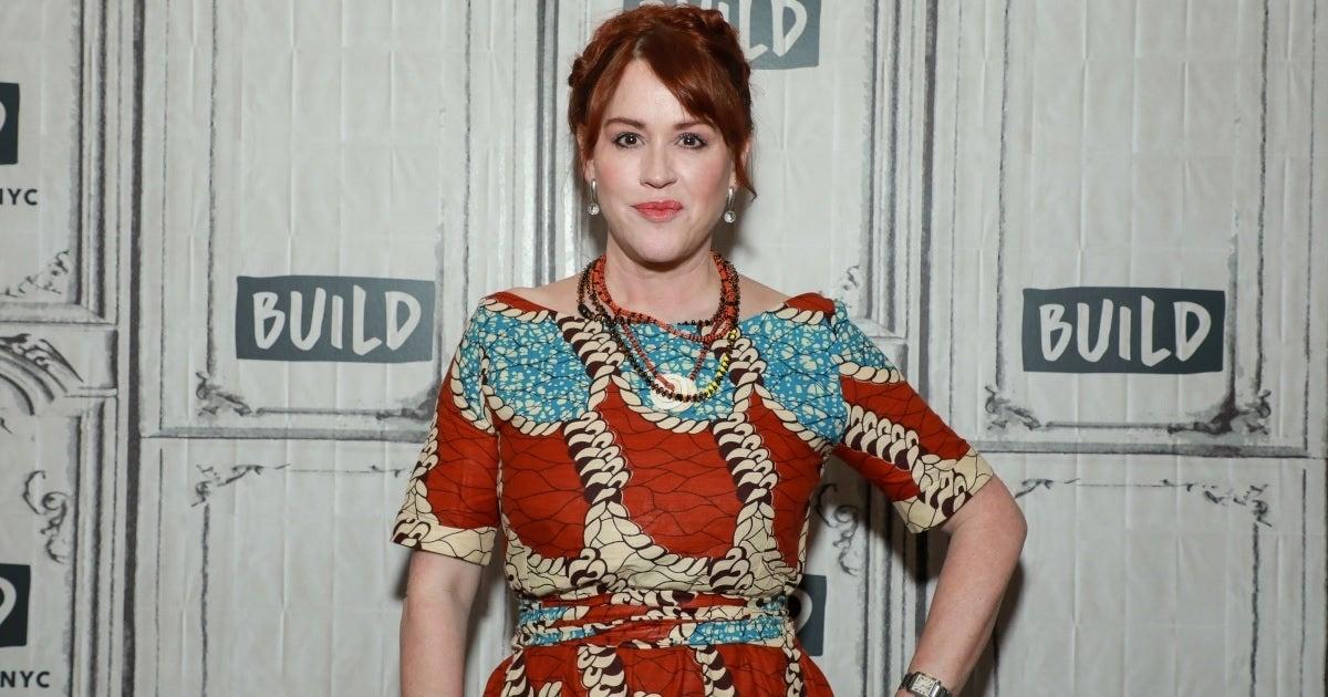 'Breakfast Club' Star Molly Ringwald Writes Emotional Tribute to Late ...