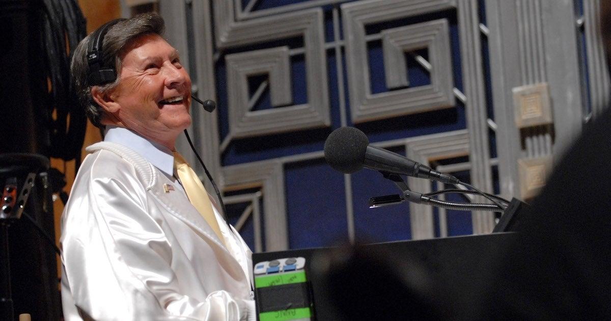 'Jeopardy!' Announcer Johnny Gilbert Speaks on Carrying on Without Alex ...