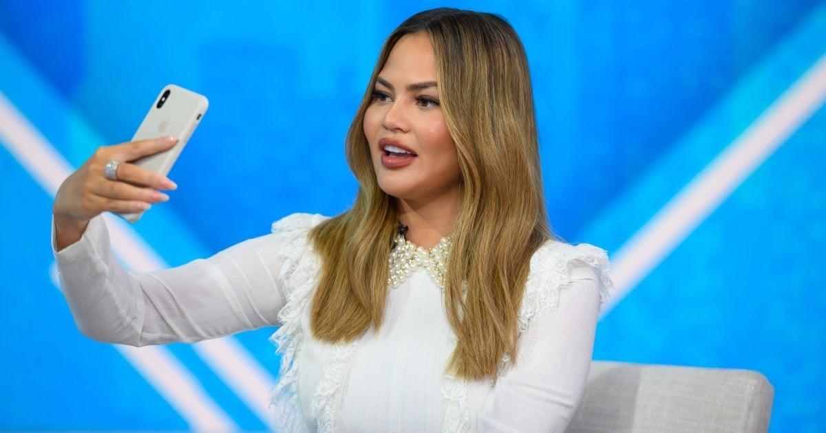 Chrissy Teigen's Tweets That Caused Recent Controversy, Explained ...