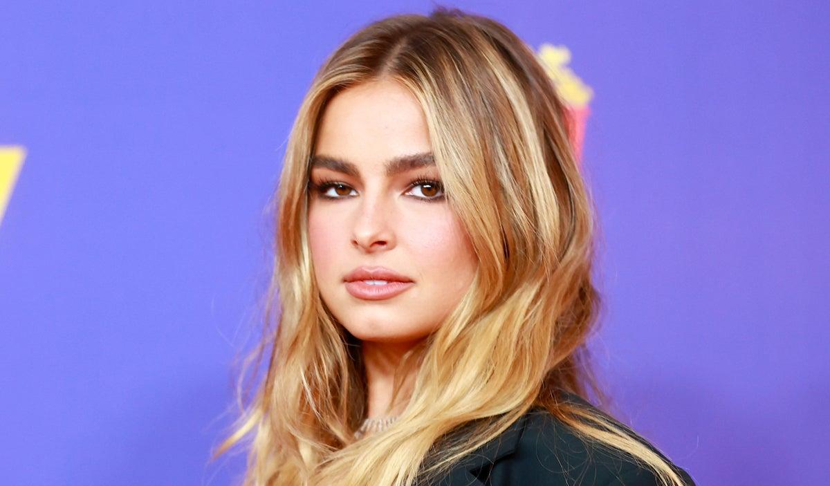 TikTok Star Addison Rae Ruffles Lots of Feathers After Gloating Over ...