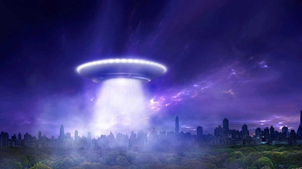 'SNL' Alum Rob Riggle Recalls His Military UFO Experience - PopCulture.com