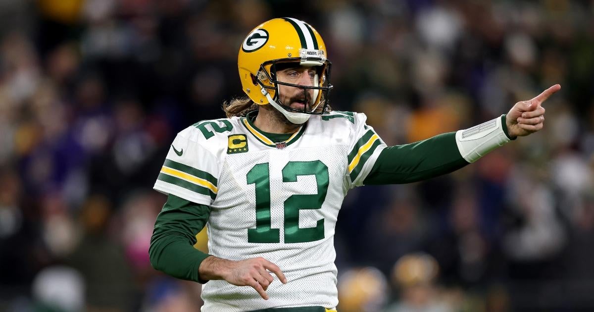 Aaron Rodgers Blasted by Social Media for Wearing Anti-Cancel Culture ...