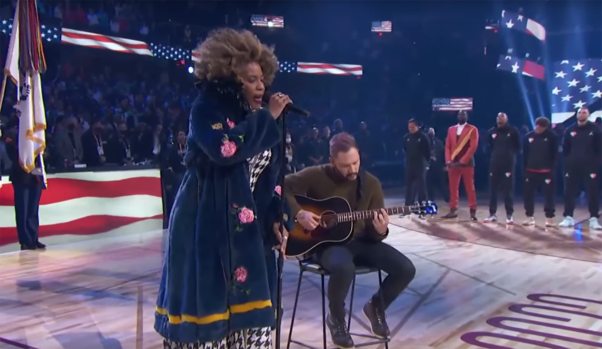 Macy Gray's NBA All-Star Game National Anthem Raised Eyebrows On the ...
