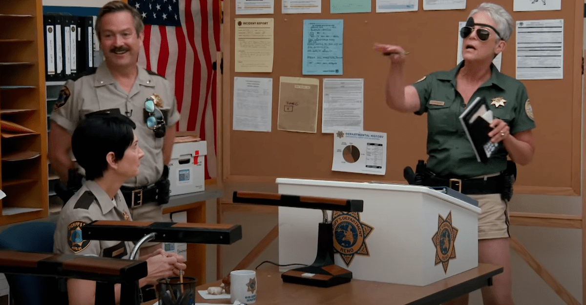 'Reno 911: Defunded' Stars Talk 'Unbelievable' and Unrehearsed Jamie ...