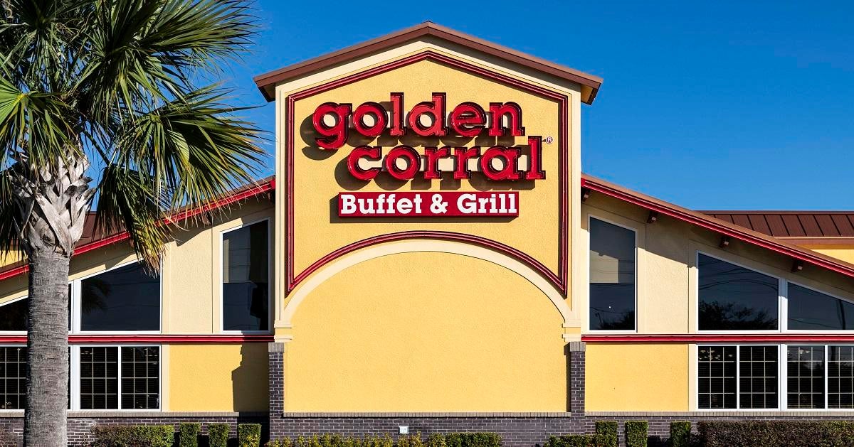 Massive Brawl Breaks out at Pennsylvania Golden Corral in Viral Video ...