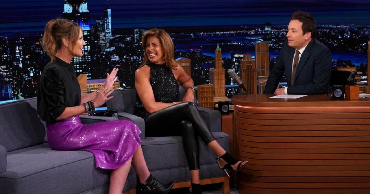 'Today' Anchors Hoda Kotb and Savannah Guthrie Serenade Jimmy Fallon on ...