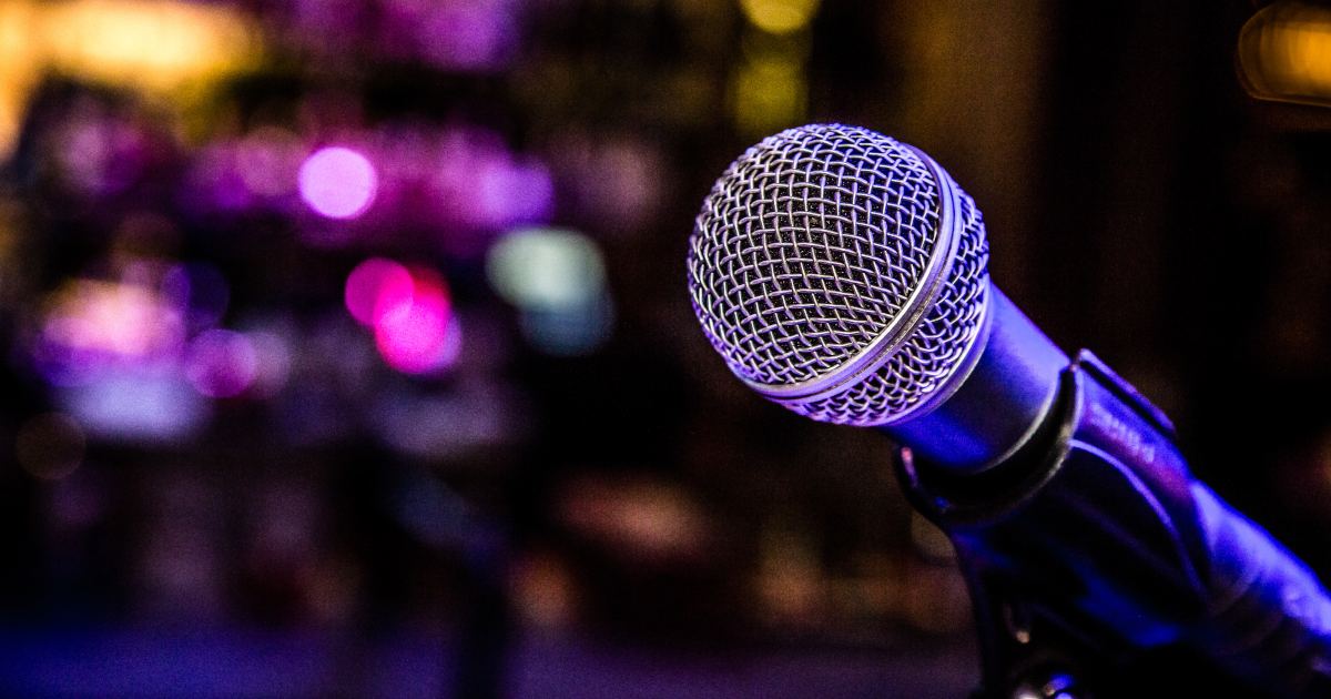 Singer Dies During Concert After Falling on Stage - PopCulture.com