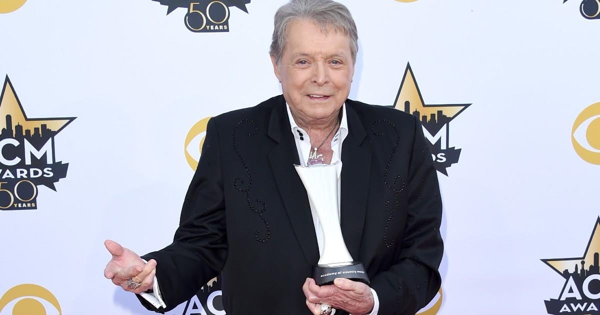 Mickey Gilley, Country Music Legend, Dead at 86 - PopCulture.com