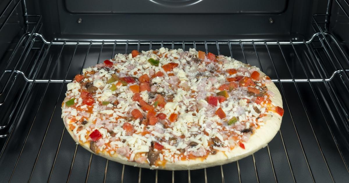 Frozen Pizza Recall 2024: What to Know - PopCulture.com