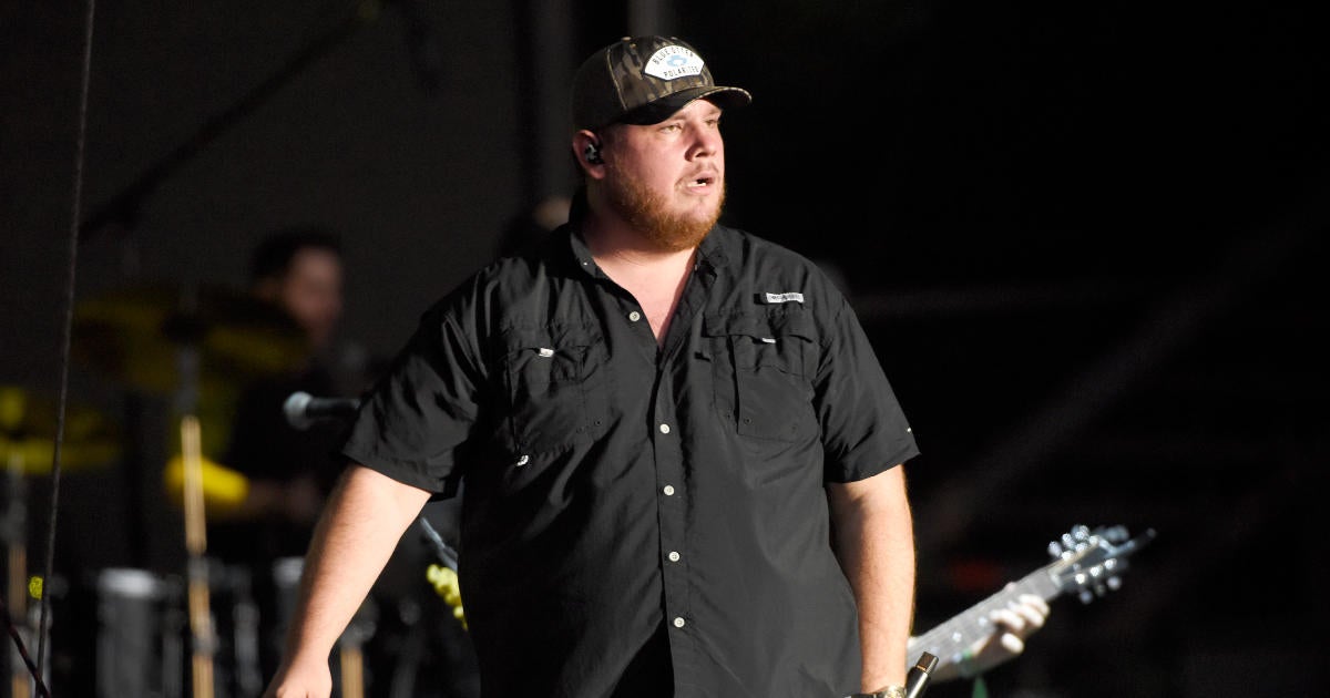 Luke Combs Fans Are Beyond Frustrated Trying to Buy Tickets for UK ...