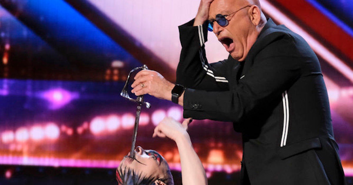 'America's Got Talent': 'Sideshow Freak' Auzzy Blood Swallows a Sword ...