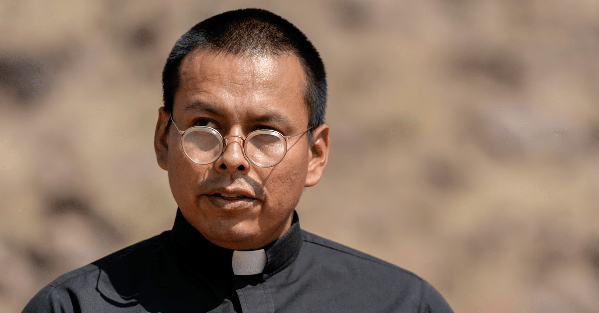 AMC's 'Dark Winds' Actor Jeremiah Bitsui Talks Complexity of Character, Reveals Personal ...