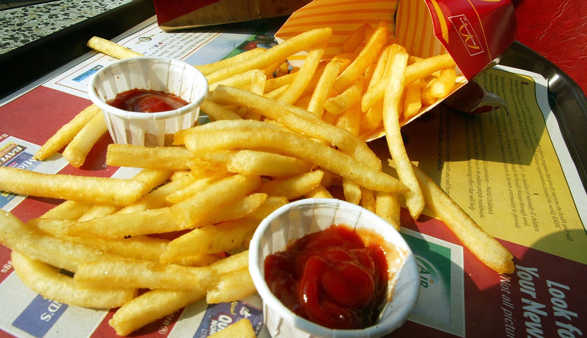McDonald's Employee Shot Over Cold Fries Dies From Injuries ...