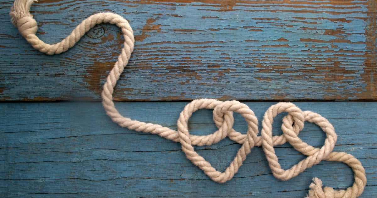 Country Singer Marries in Stunning Outdoor Ceremony - PopCulture.com