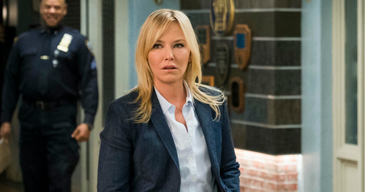 How 'Law & Order: SVU' Said Goodbye to Det. Amanda Rollins in Fall ...