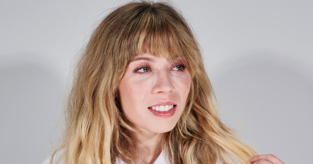 Jennette McCurdy Reveals She Slept on a Mat as a Child Due to Her ...