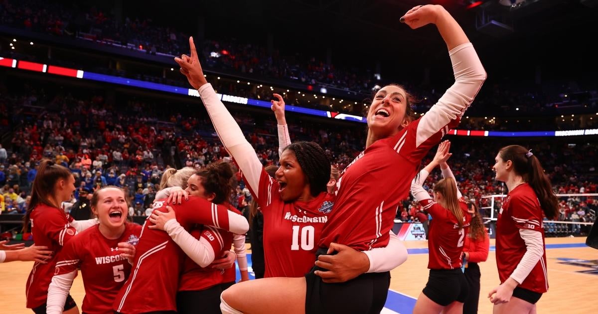 Wisconsin Volleyball Team Leaked Photos and Videos Sparks Police Investigation - PopCulture.com