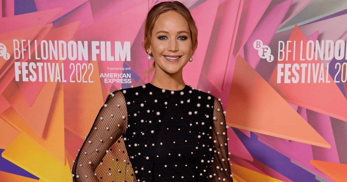 Jennifer Lawrence No Longer Playing Elizabeth Holmes After Watching ...