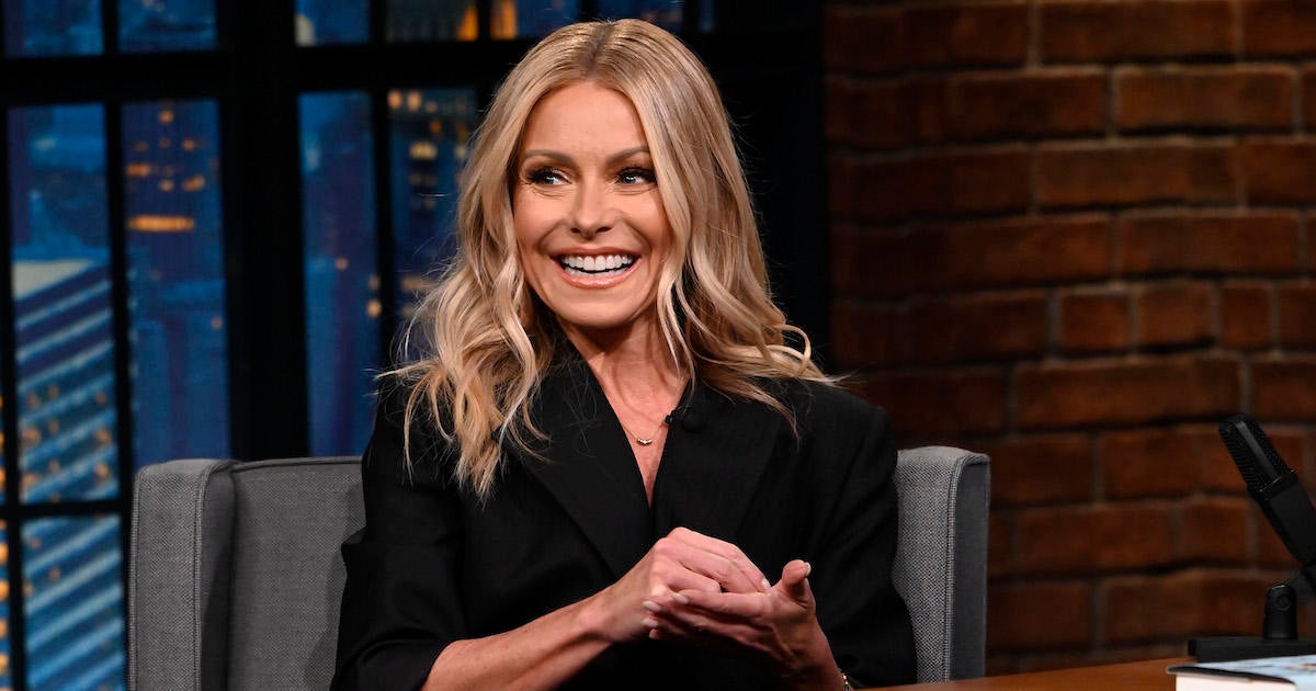 Kelly Ripa Recounts How She Almost Retired From 'Live' - PopCulture.com