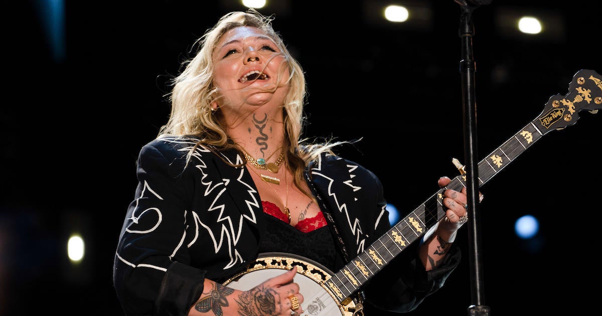 Elle King's 'Hammered' Dolly Parton Tribute Performance Sparks Outrage and Concern - PopCulture.com
