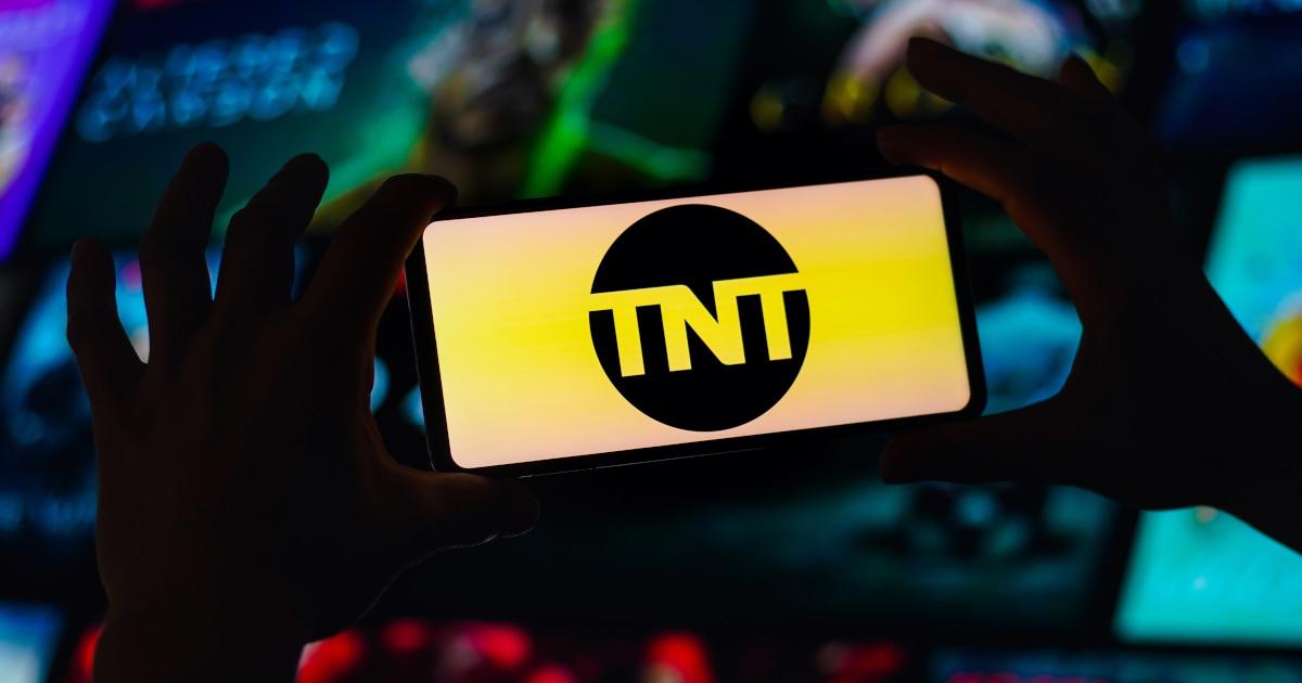 Major TNT Series With 7 Seasons Is Coming to Netflix for 1st Time Ever ...