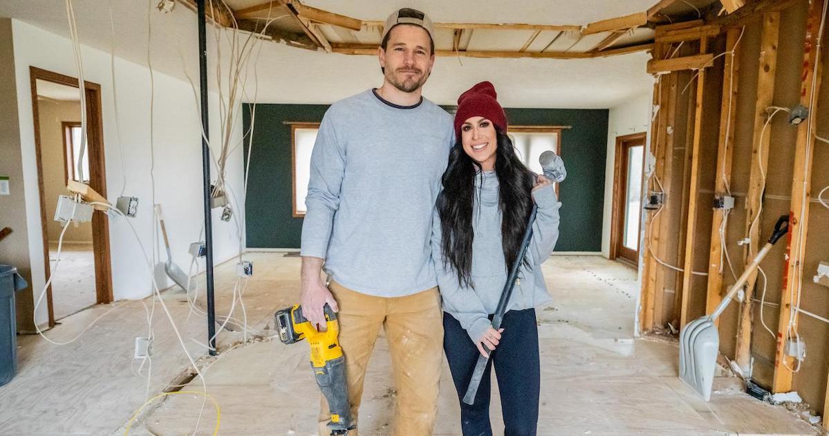 Chelsea Houska and Cole DeBoer Talk 'Down Home Fab' Season 2: 'Sky's ...