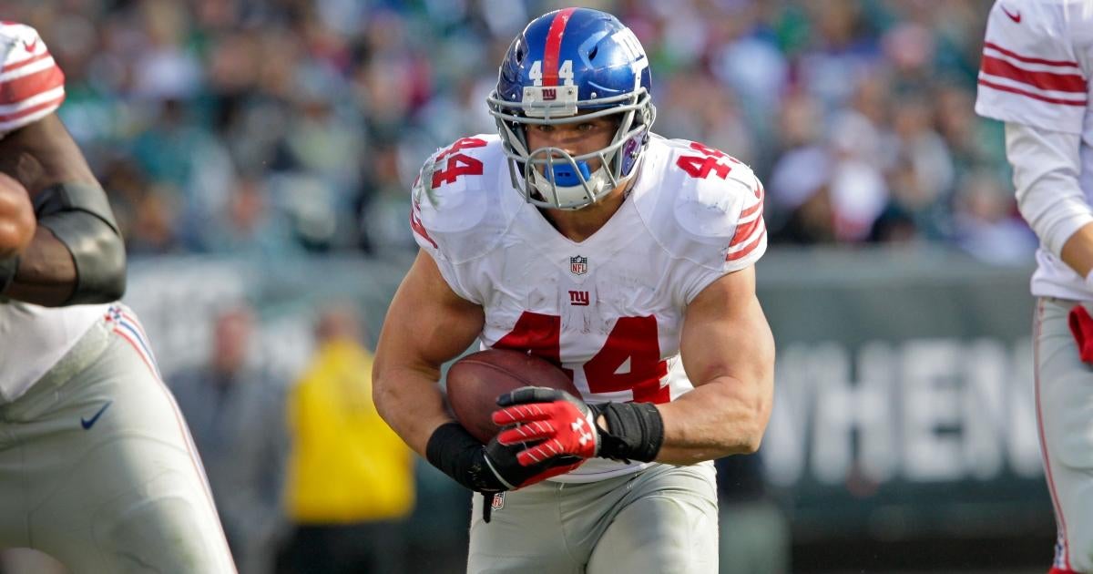 Former NFL Star Peyton Hillis Reportedly Hospitalized in ICU After Rescuing His Kids in Swimming ...