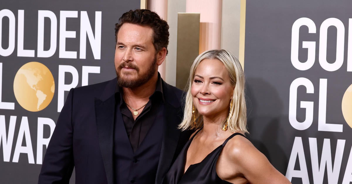 'Yellowstone': Rip Actor Cole Hauser Looks Suave With Wife at Golden ...