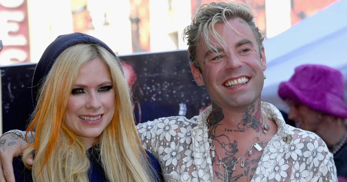 Avril Lavigne's Ex-Fiancé Mod Sun Breaks His Silence About Split ...