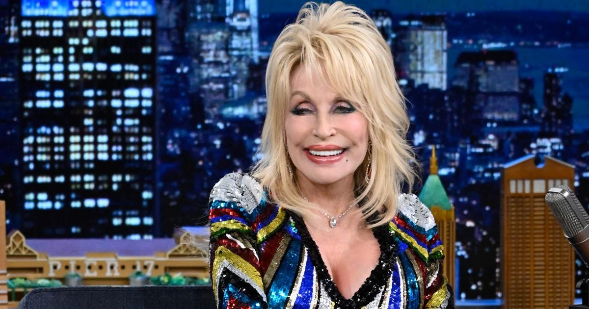 Dolly Parton Shares Rare Photo With Husband - PopCulture.com
