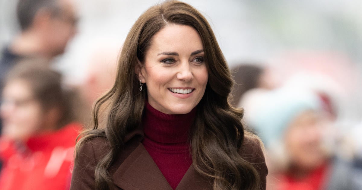 Kate Middleton's Special Christmas Letter Revealed - PopCulture.com