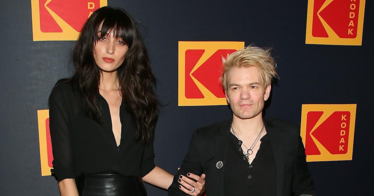 Sum 41's Deryck Whibley Welcomes Baby #2 With Wife Ariana Cooper ...