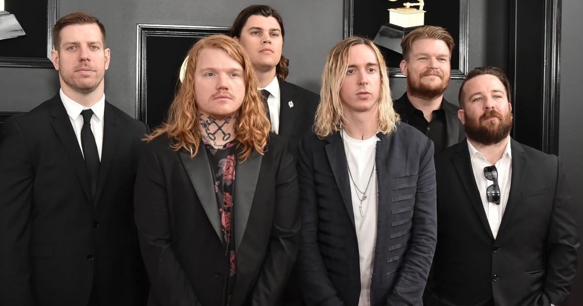 Underoath Kicks out Member After 20 Years - PopCulture.com