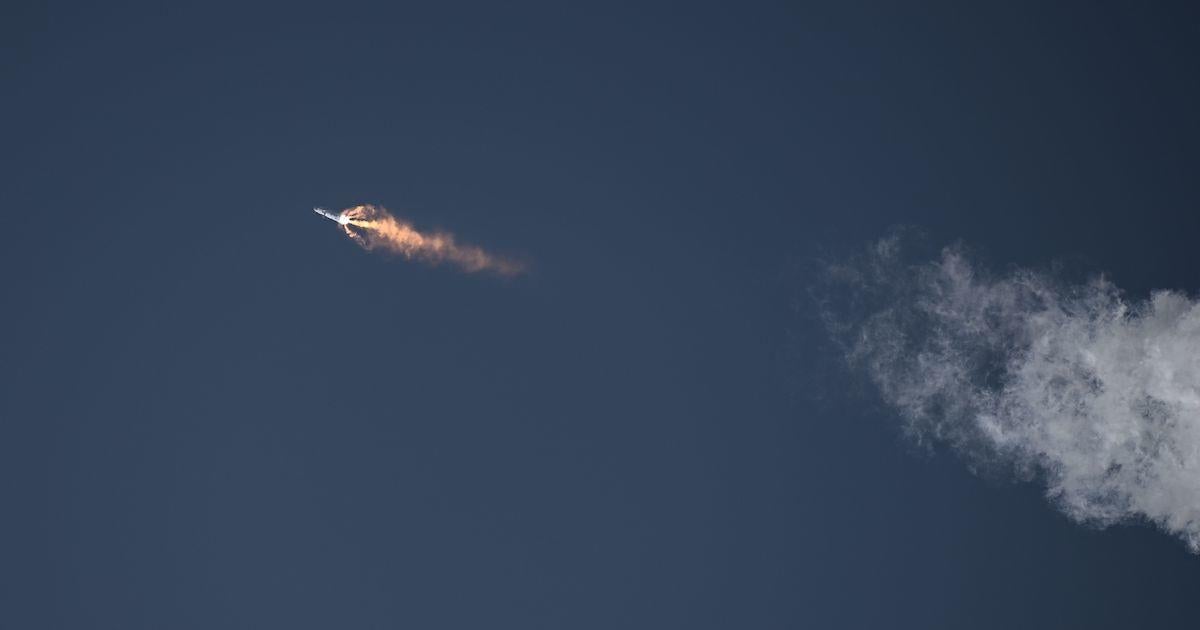 SpaceX's Starship Explodes Minutes After Liftoff - PopCulture.com