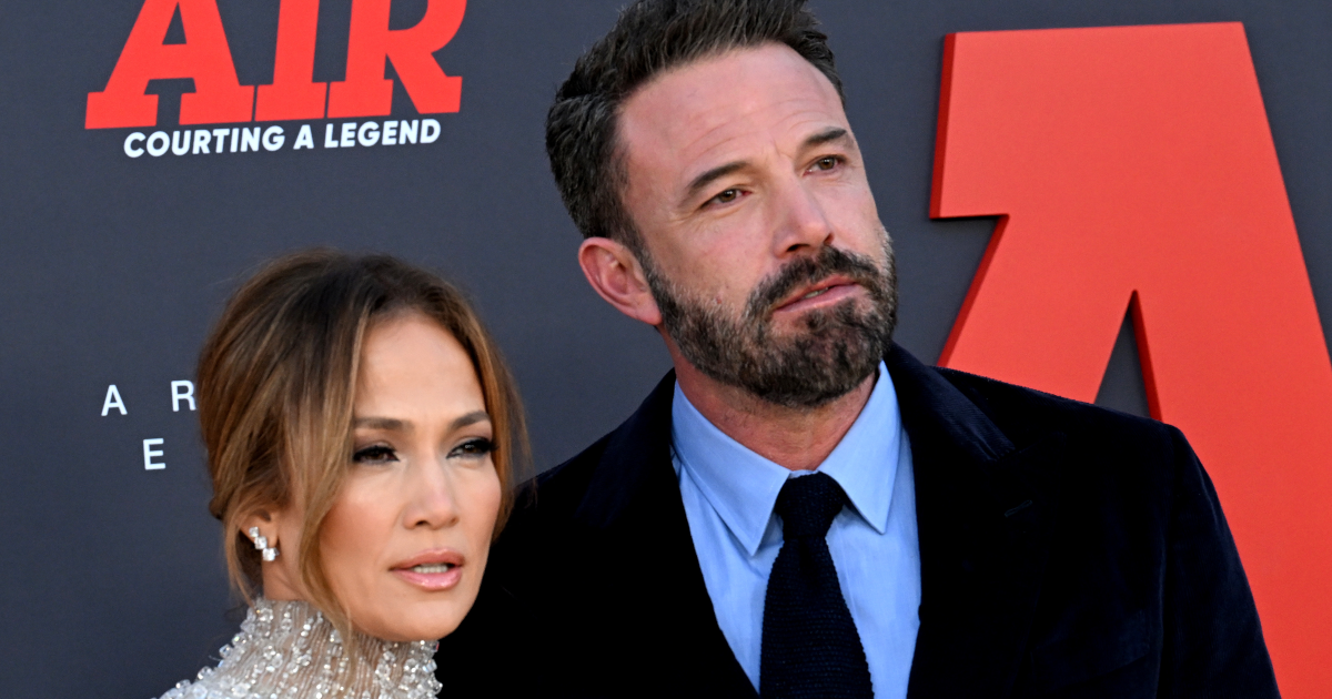 Jennifer Lopez and Ben Affleck Update Claims 'Divorce Filing Is Imminent' - PopCulture.com