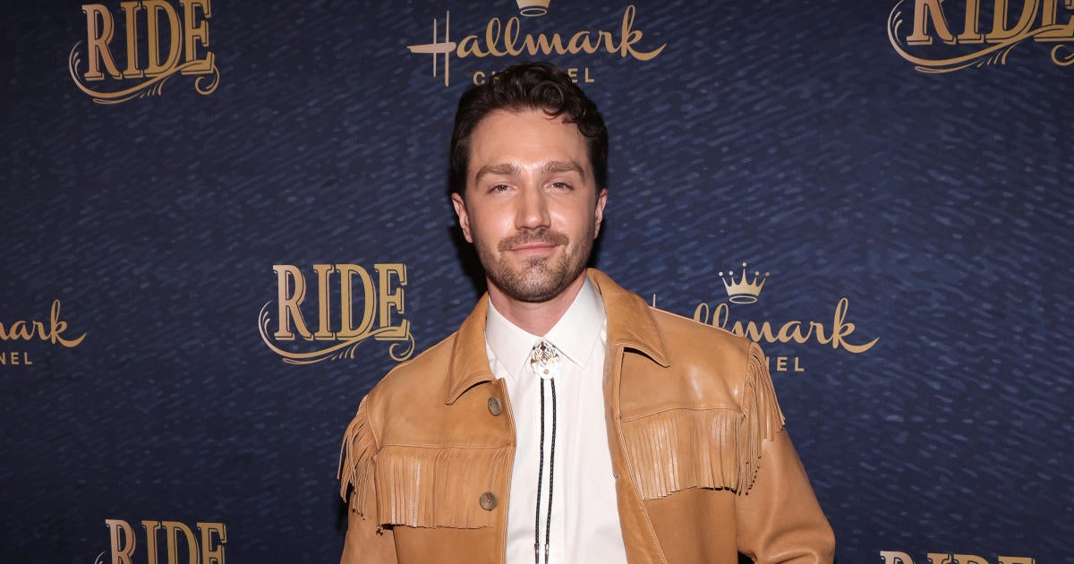 Hallmark Actor Engaged to Longtime Boyfriend - PopCulture.com