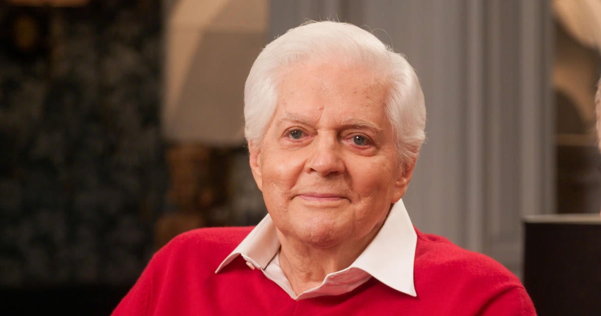 'Days of Our Lives' Star Bill Hayes Celebrates 98th Birthday on Set ...