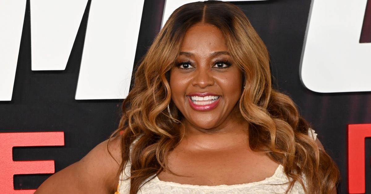 Sherri Shepherd Falls Ill, Talk Show Tapings Canceled - PopCulture.com