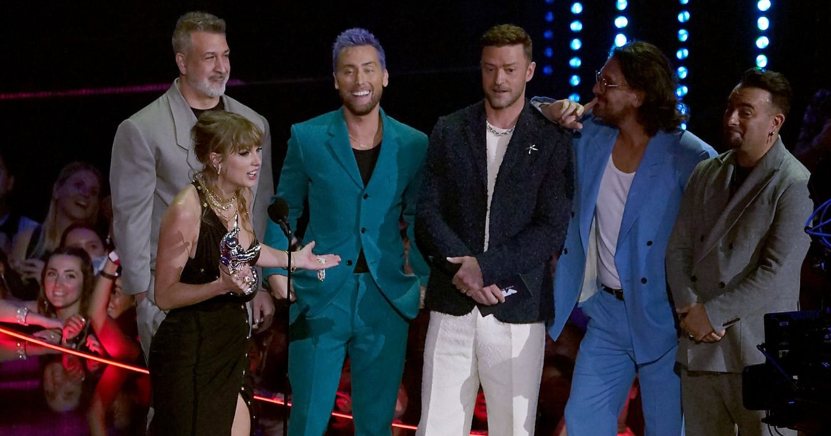 NSYNC Reunites at VMAS, Present Award to Taylor Swift - PopCulture.com