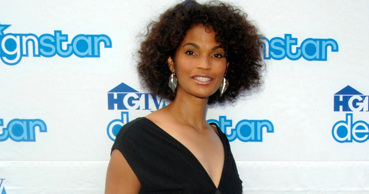 'Sports Illustrated' Swimsuit Model Gail O'Neill Has Died - PopCulture.com