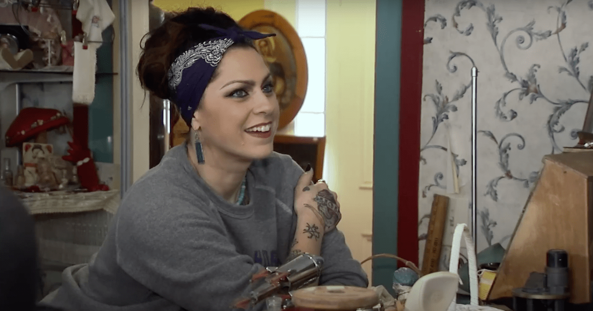 'American Pickers' Star Danielle Colby Shares 'Spicy' Burlesque Video ...