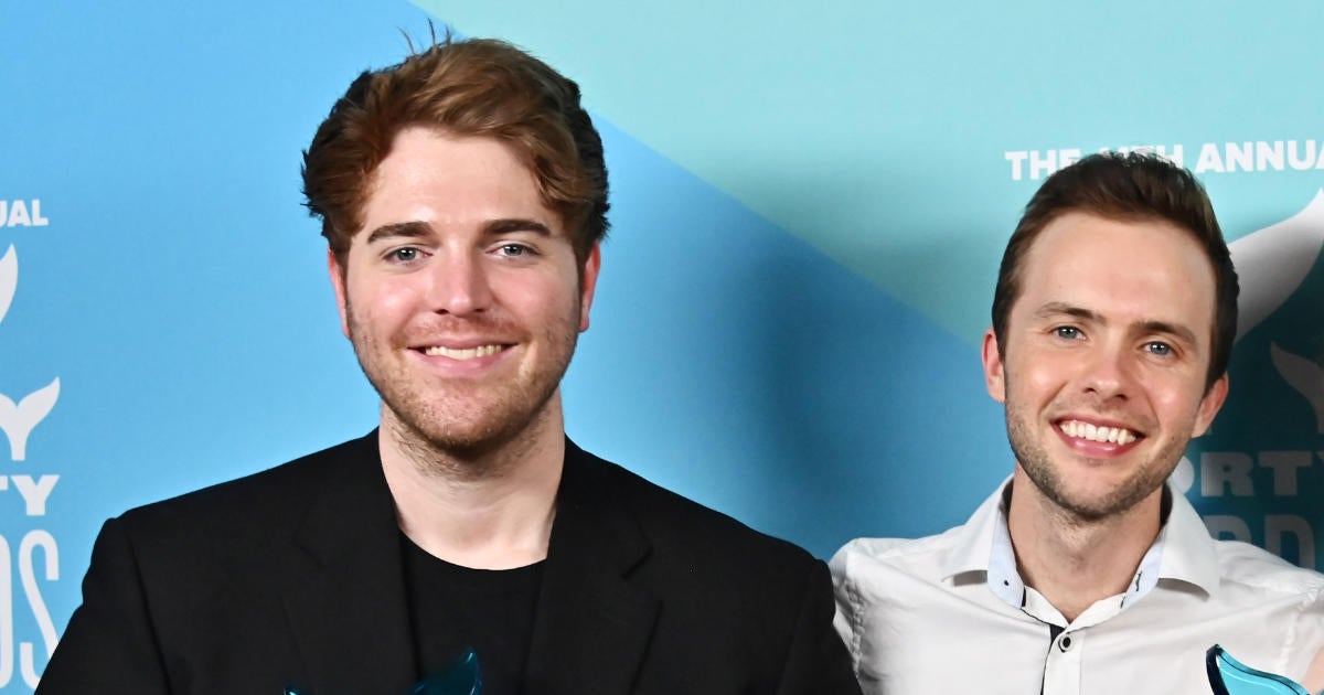 YouTuber Shane Dawson Welcomes Twins With Husband Ryland Adams ...