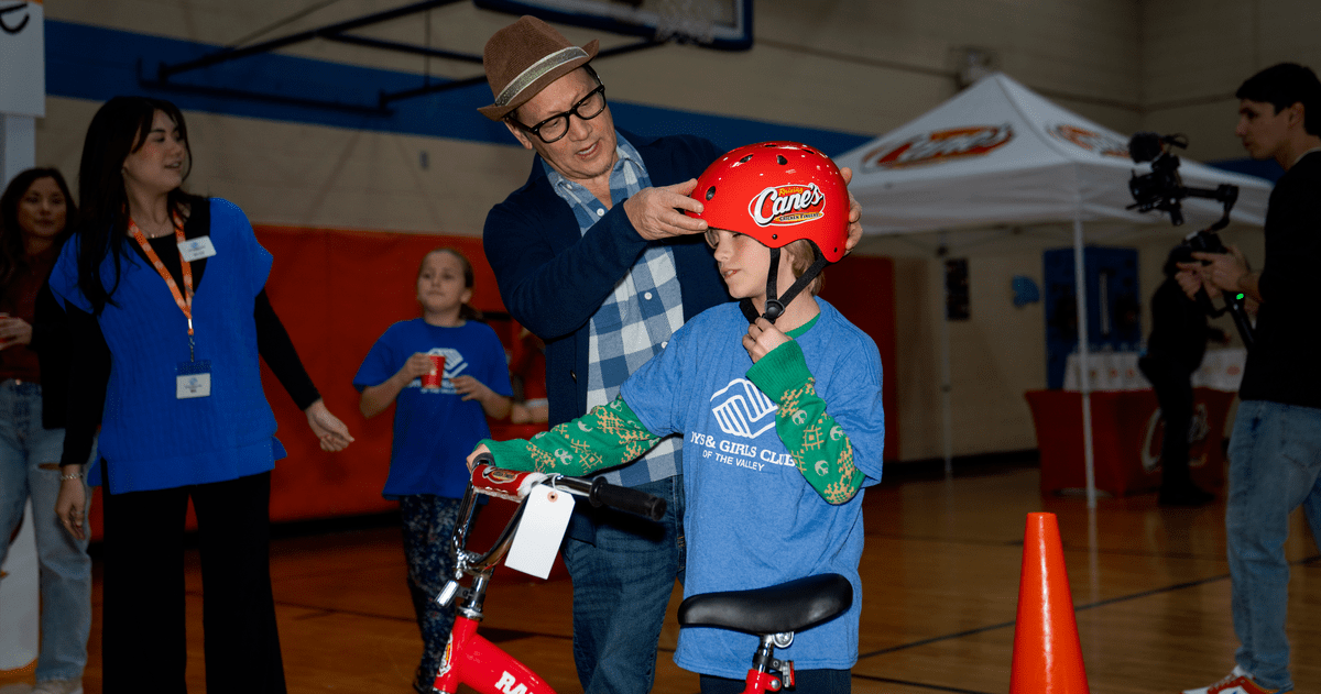 Rob Schneider and Raising Cane's Deliver Holiday Bikes to Arizona Kids ...