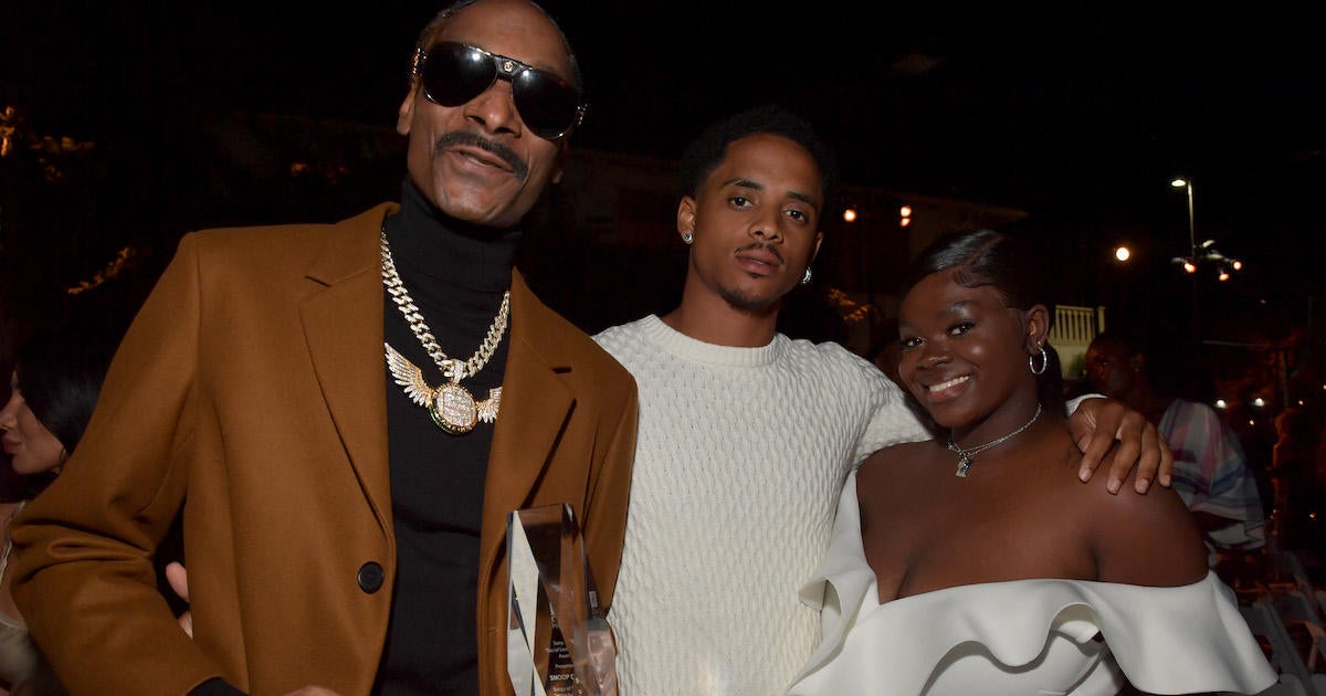 Who Is Snoop Dogg's Daughter? Meet Cori Broadus - PopCulture.com