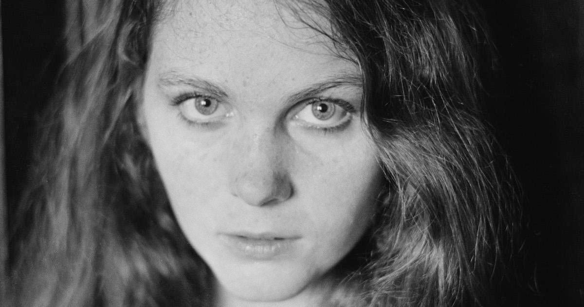 Tisa Farrow, Former Model and Sister of Mia Farrow, Dead at 72 ...