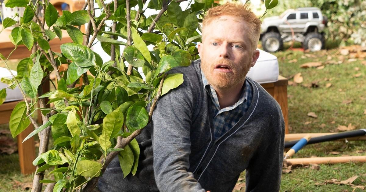 'Modern Family' Star Jesse Tyler Ferguson to Guest on Major CBS Show ...