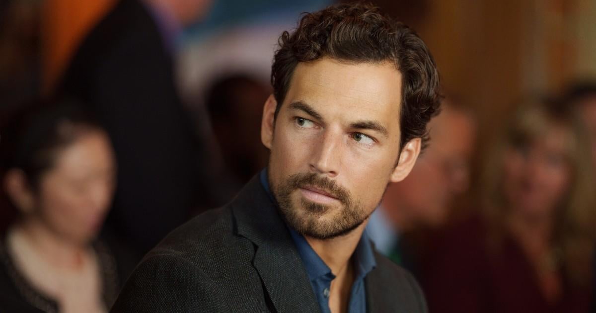 'Wild Cards': Giacomo Gianniotti Previews New CW Series (Exclusive ...