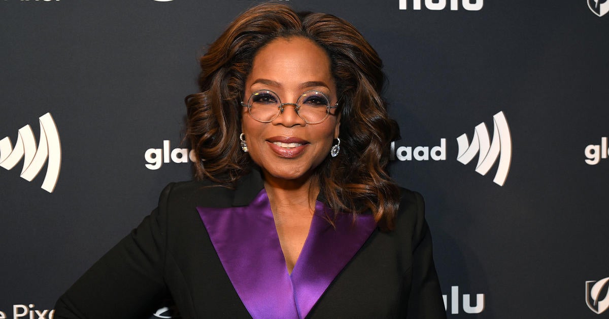 Oprah Winfrey Has Special Message for Hoda Kotb on Her Final Day on ...