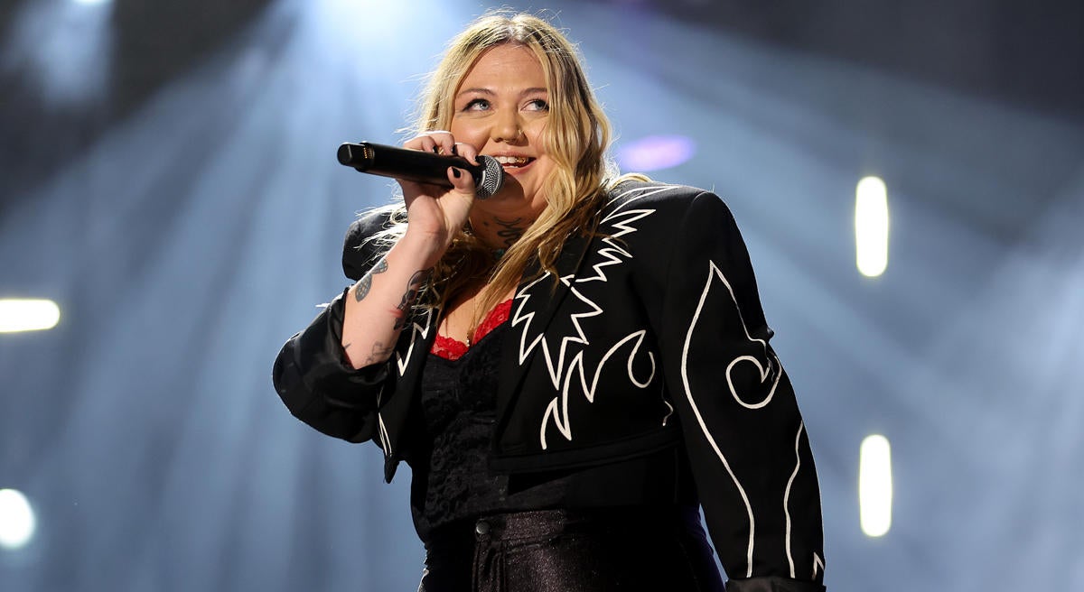 Elle King Breaks Silence on Dolly Parton Drunken Performance - PopCulture.com